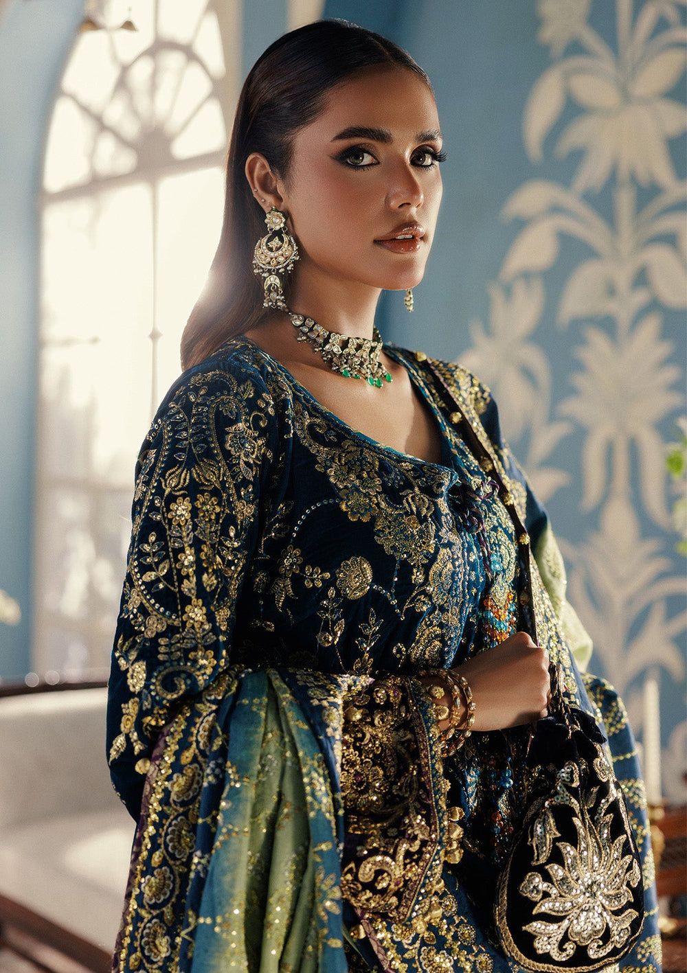 Udaipur - Look A2508
